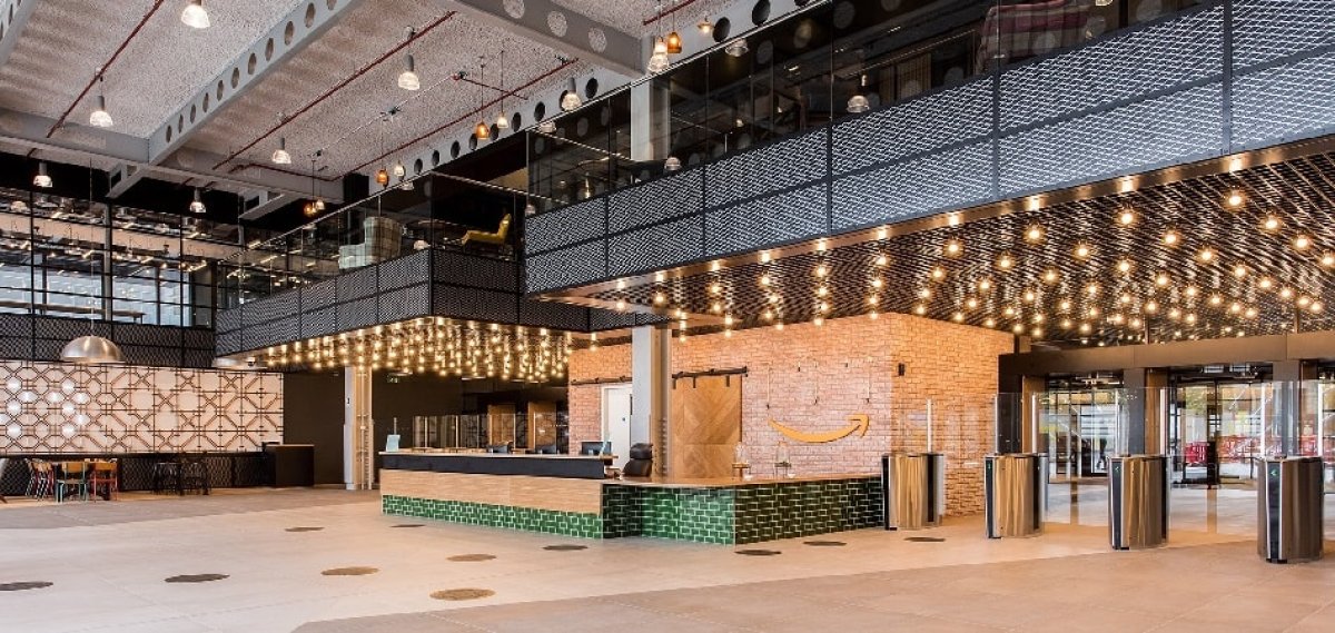 Amazon esquiva al ‘Brexit’ con su primera oficina en Mánchester | Kippel01